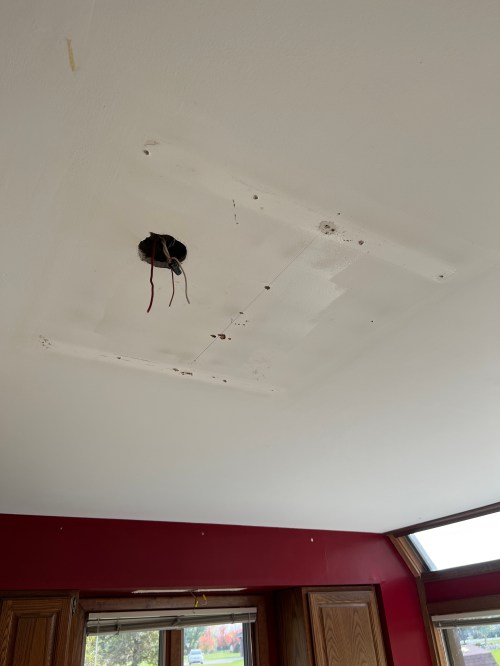 DIY Square Ceiling Medallion – Nick Momrik